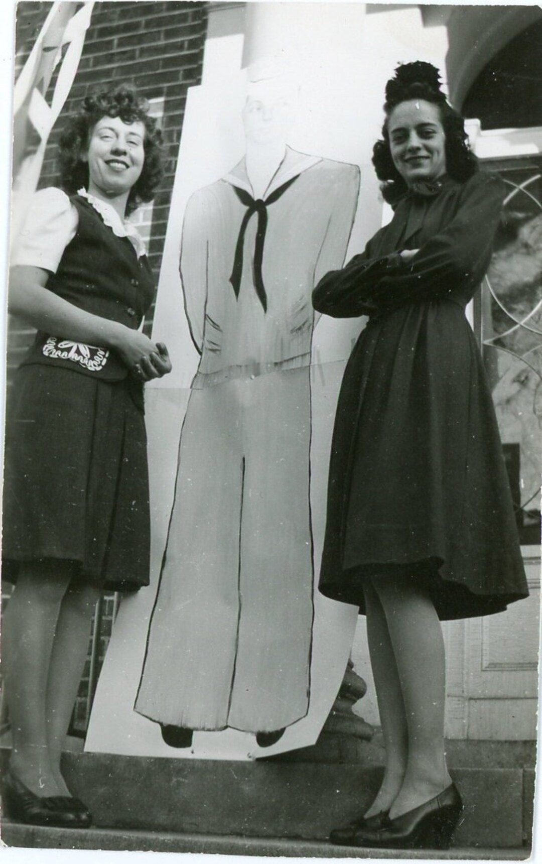 Vintage 1944 Photo mystery Sailor Women Woman, Drawing Military Man ...