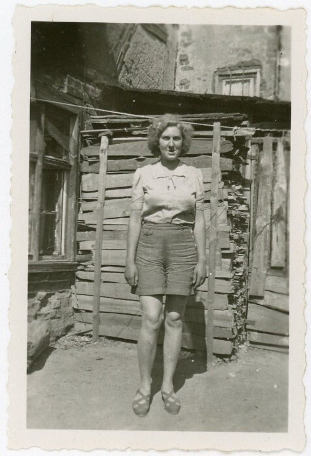 Vintage Photo country Woman Barn, Farm Lady, Snapshot, Old Found ...