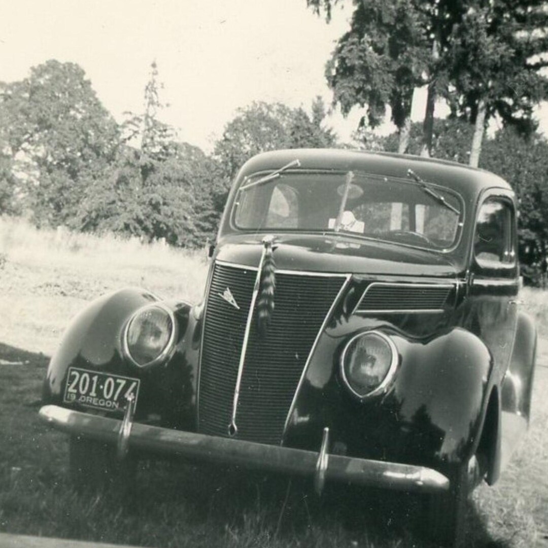Vintage Photograph Snapshot - "the Oregon Traveler" - Classic Car ...