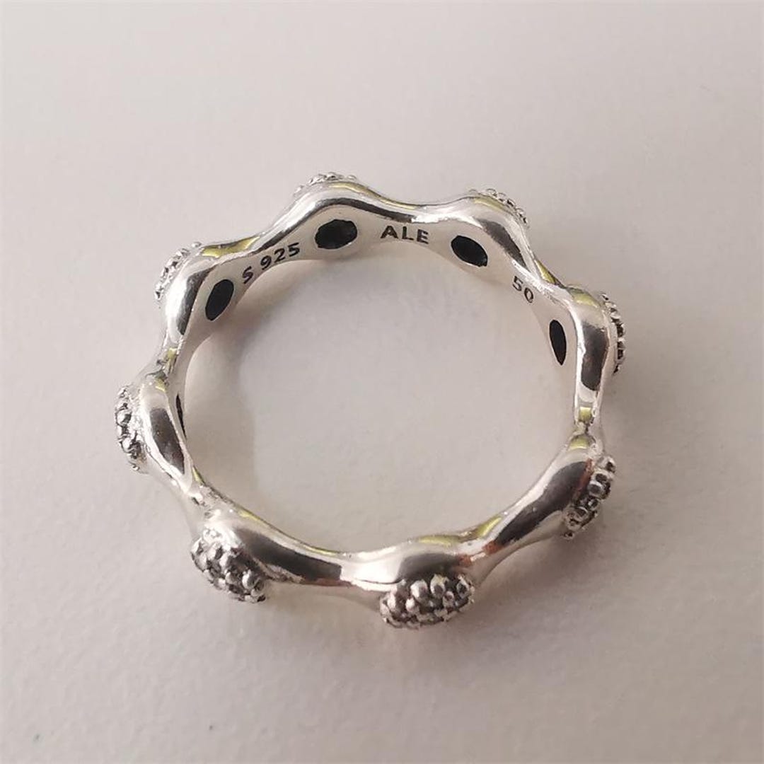 Pandora Sparkling Pavé Modern Love Pod Ring - Etsy