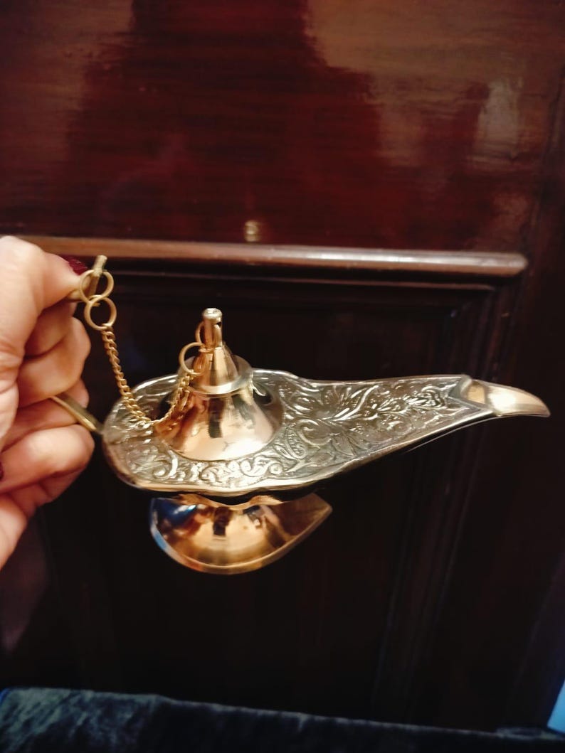 Vintage Brass Oil Lamp Set | Aladdin Style Genie Lamp & Traditional ...