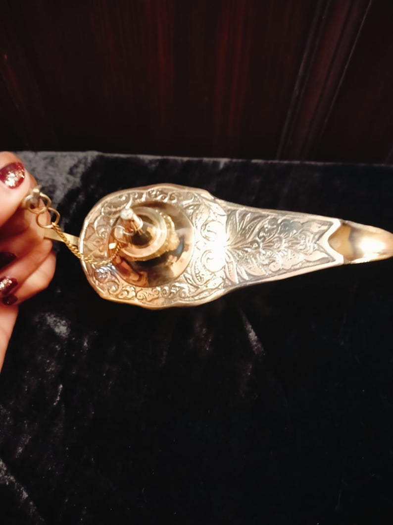Vintage Brass Oil Lamp Set | Aladdin Style Genie Lamp & Traditional ...