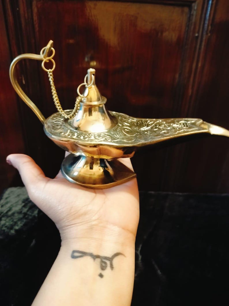 Vintage Brass Oil Lamp Set | Aladdin Style Genie Lamp & Traditional ...