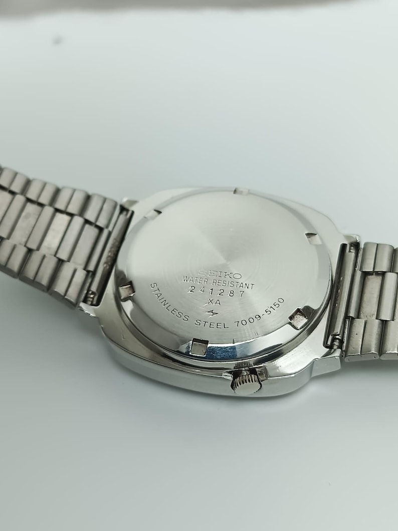 Vintage Seiko 5 7009-5150 Automatic TV Case Men’s Watch, Black Dial Day ...