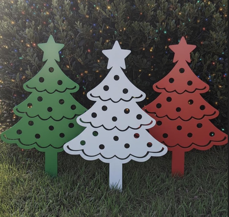Set of 3 Christmas Tree Yard Stakes – Outdoor Christmas and Holiday ...