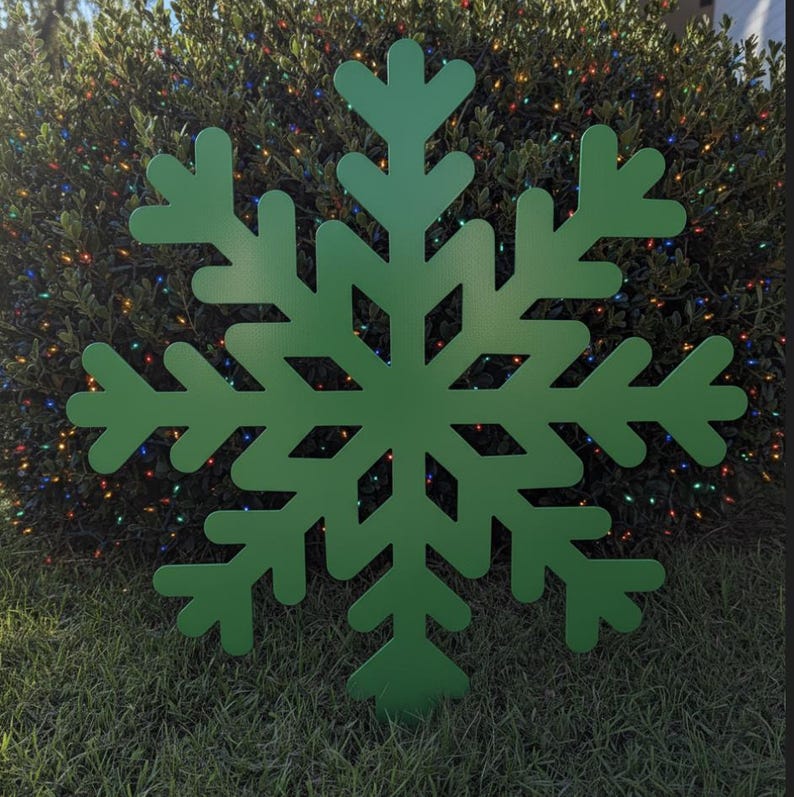 Set of 3 Snowflake Yard Stakes – Outdoor Christmas and Holiday ...
