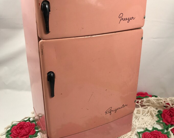 Pink, 50s, Wolverine, Play Fridge,kitchen, Coldspot #2 Option - Etsy