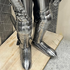 Medieval Gothic Full Plate Armor Suit: Full Body Steel Knight Costume ...