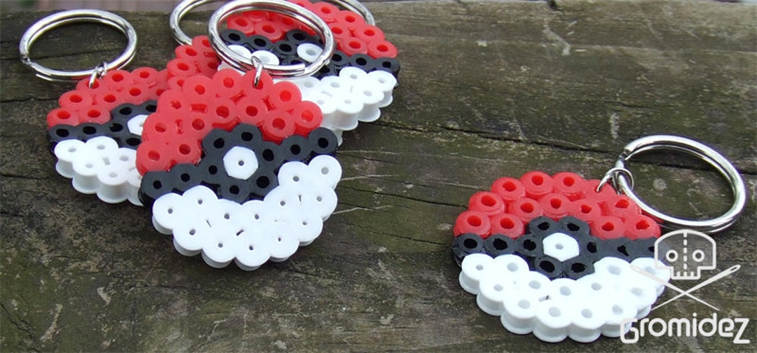Pokeball - Inspired Perler Key Chain - Etsy