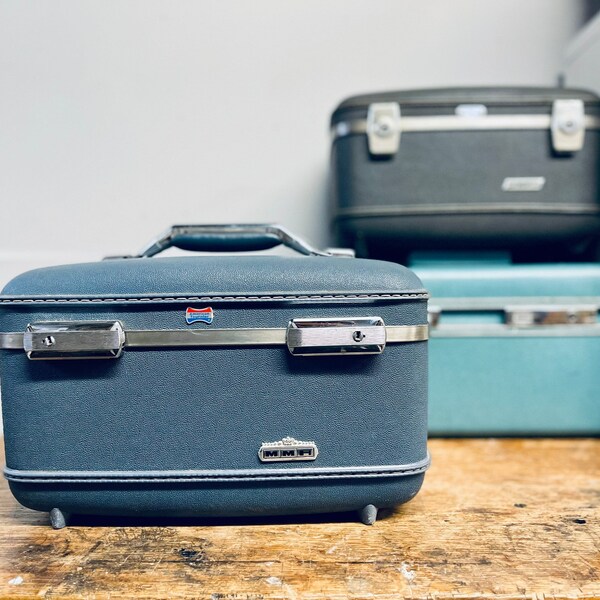 Vintage Train Case - Etsy