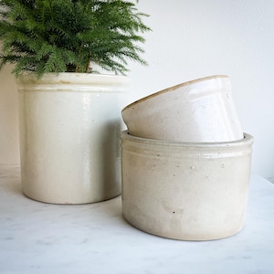 Antique Crock Beige Stoneware Crock Pottery Farmhouse Kitchen Utensil ...