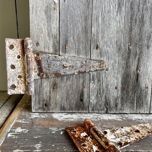 Antique Barn Door Chippy White Authentic Small Rustic Barn Door Silo ...