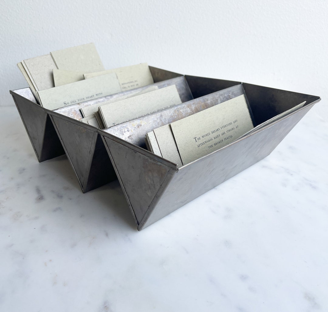 Vintage Triangle Metal Loaf Pan Three Opening Baking Cake Pan Divided ...