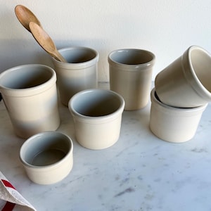 Antique Crock Beige Stoneware Crock Pottery Farmhouse Kitchen Utensil ...