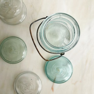 Curved Glass Mason Jar Lid With Wire Top Cap Blue Ball Jar Clear Glass ...