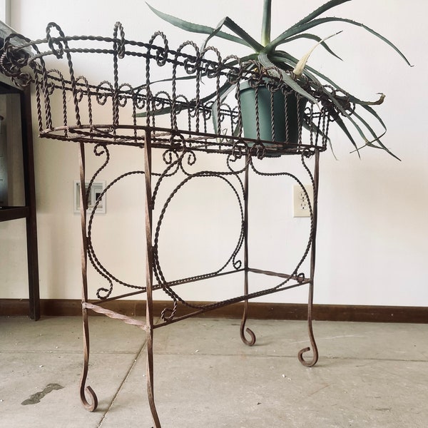 Vintage Plant Stand - Etsy