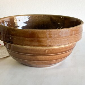 Antique Brown Stoneware Bowl 7” USA Size 7 Mixing Brownware Shoulder ...