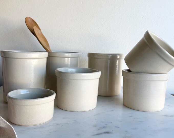 Antique Crock Beige Stoneware Crock Pottery Farmhouse Kitchen Utensil ...