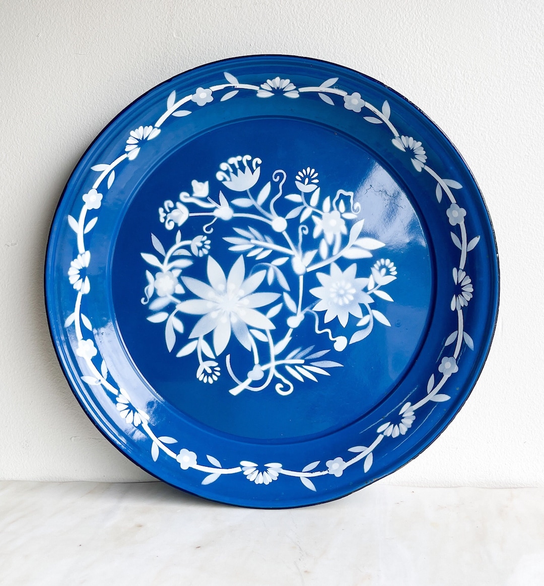 Large Blue Enamel Round Tray White Flowers Hand Painted Enamelware ...