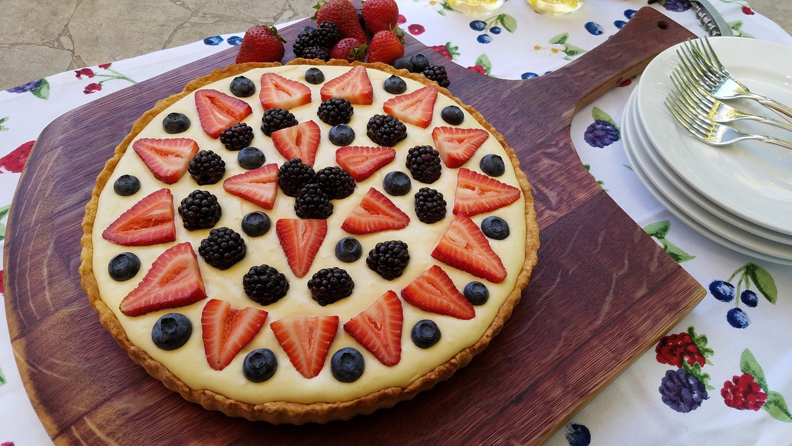 Wine Barrel Head Breadboard Bakers Paddle Serving Tray - Etsy