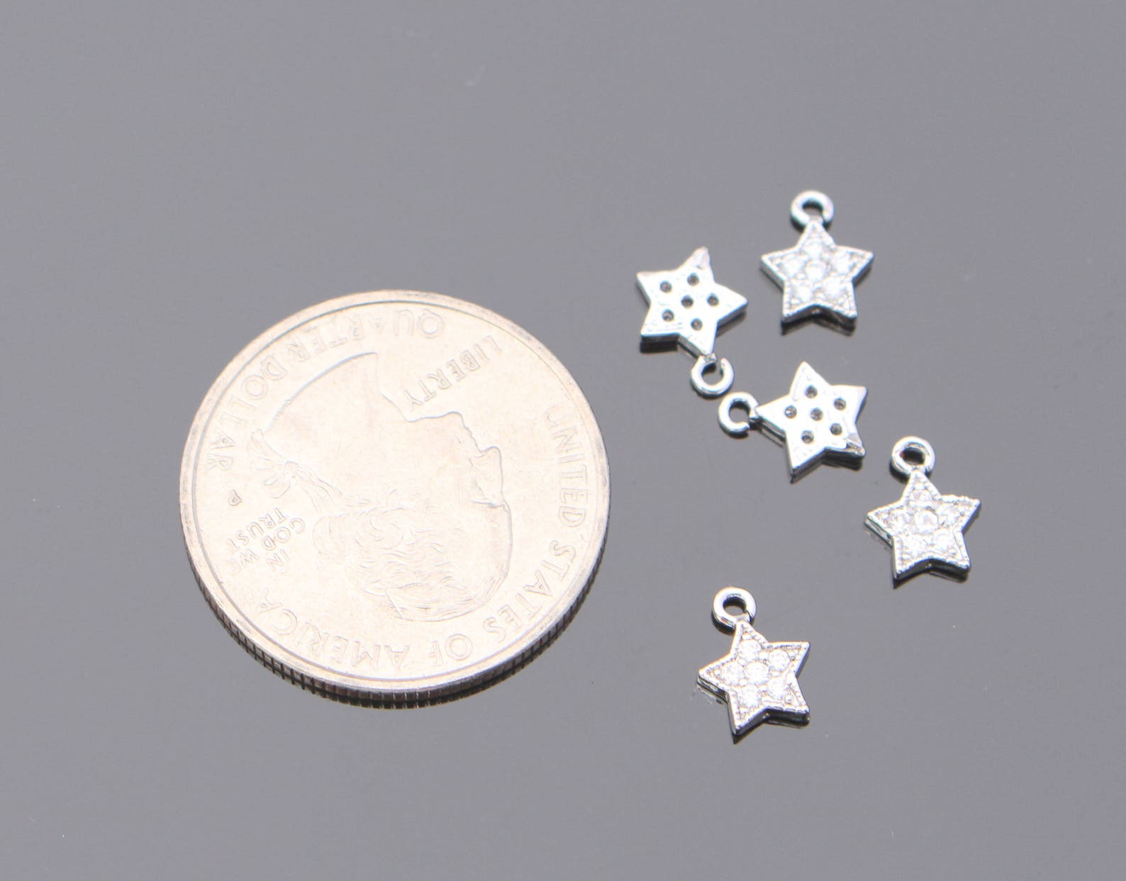 Colgante de disco de estrella pequeña resistente al tardo de plata ...