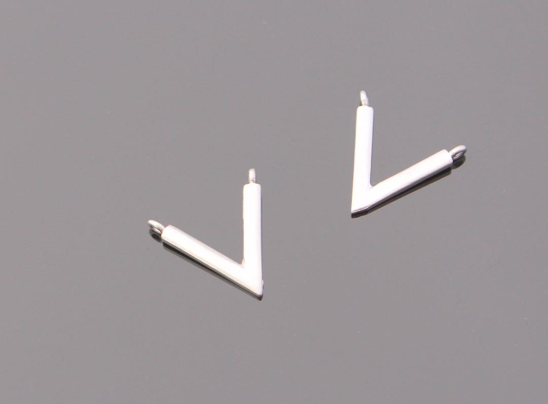 Matte Silver Tarnish Resistant V Shaped Link Connector, Triangle Charms ...