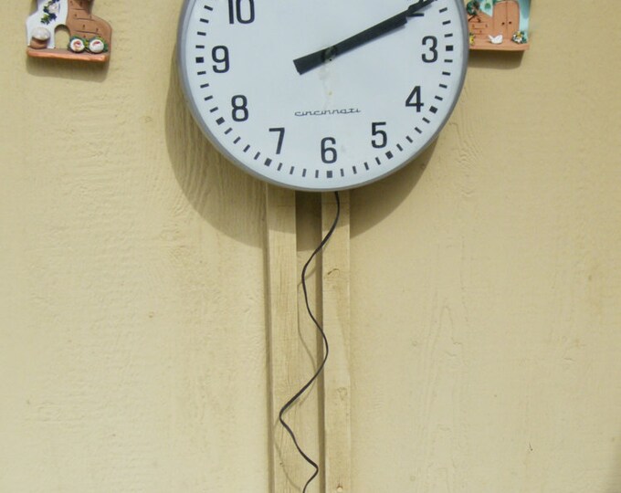 Industrial Vintage Cincinnati Wall Clock - Vintage School Clock - Etsy