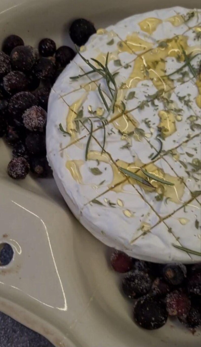 Baked Camembert With Berries & Honey | Digital Recipe | Elegant ...