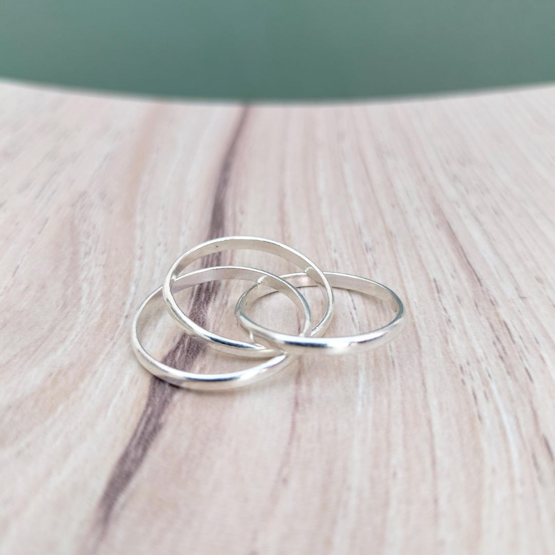 925 Sterling Silver Interlocking Rolling Ring: Boho Wedding Band - Etsy