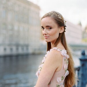 Golden Hair Accessory for a Woodlands Bride, Hairvine in Gold With ...