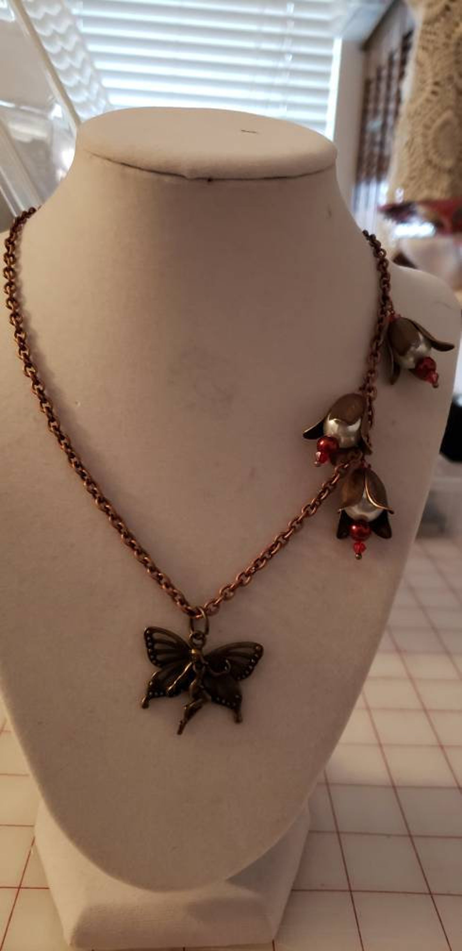 Off Set Necklace Fairy Flowers Pearl Beads Crystal Beads Red Fantasy ...