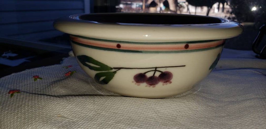 Vintage Hearthstone Pottery Bowl. Handmade Ceramic Heavy Pinevcones ...