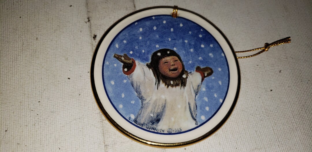 Round Ceramic Christmas Ornament Vintage Alan Johnson Alaska Excellent ...