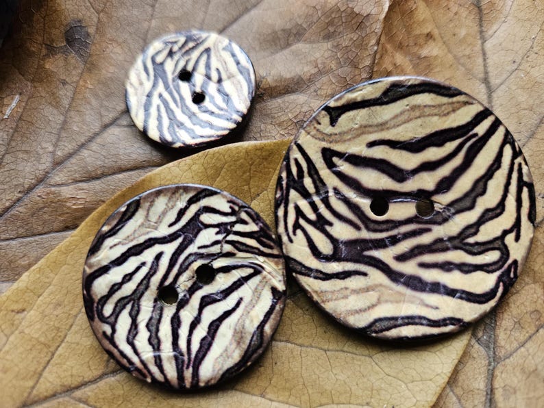 40mm BIG Coconut Buttons Laser Tri Colour Design 1 & 5/8" - Etsy UK