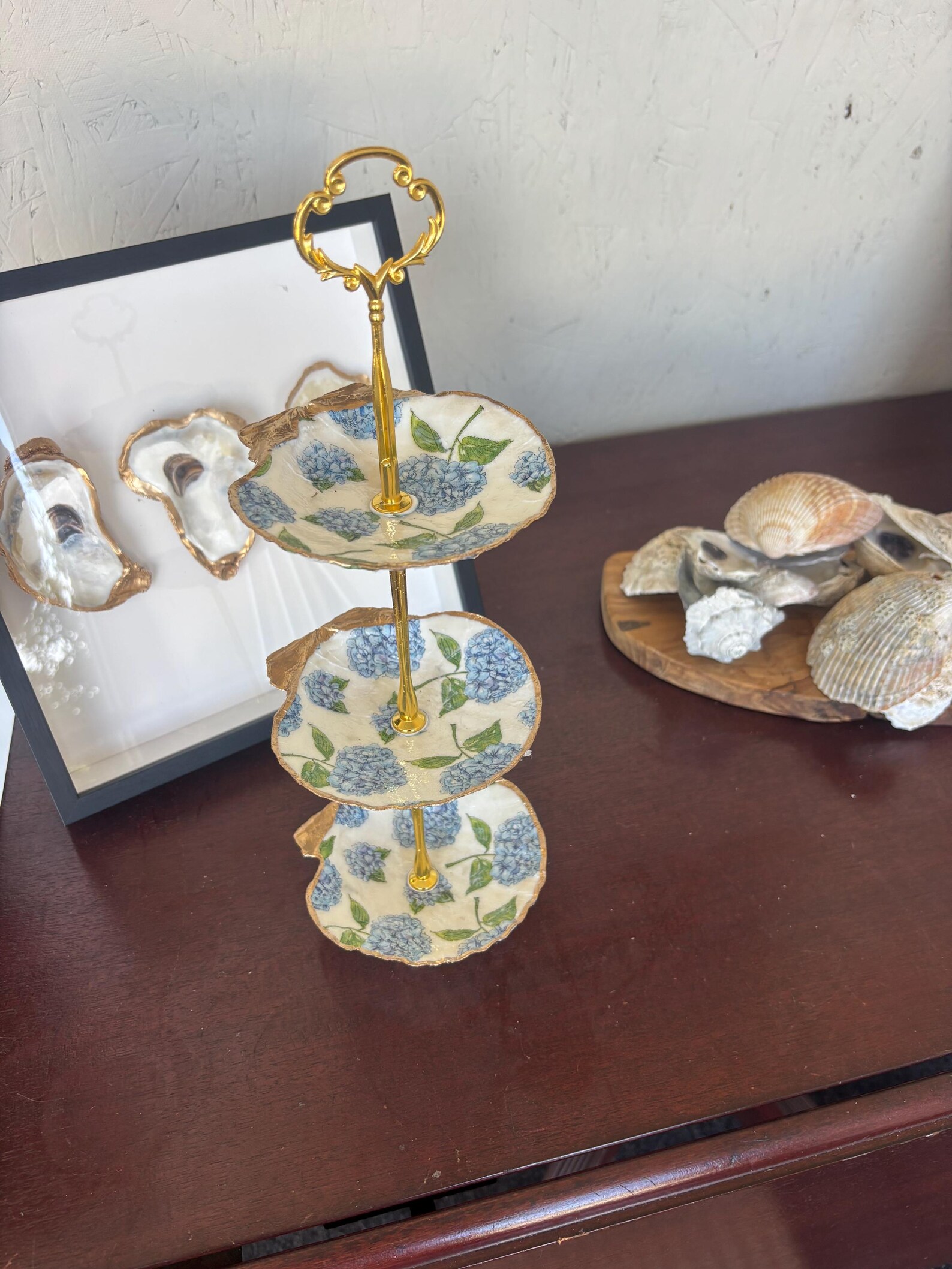 Scallop Stand - Etsy