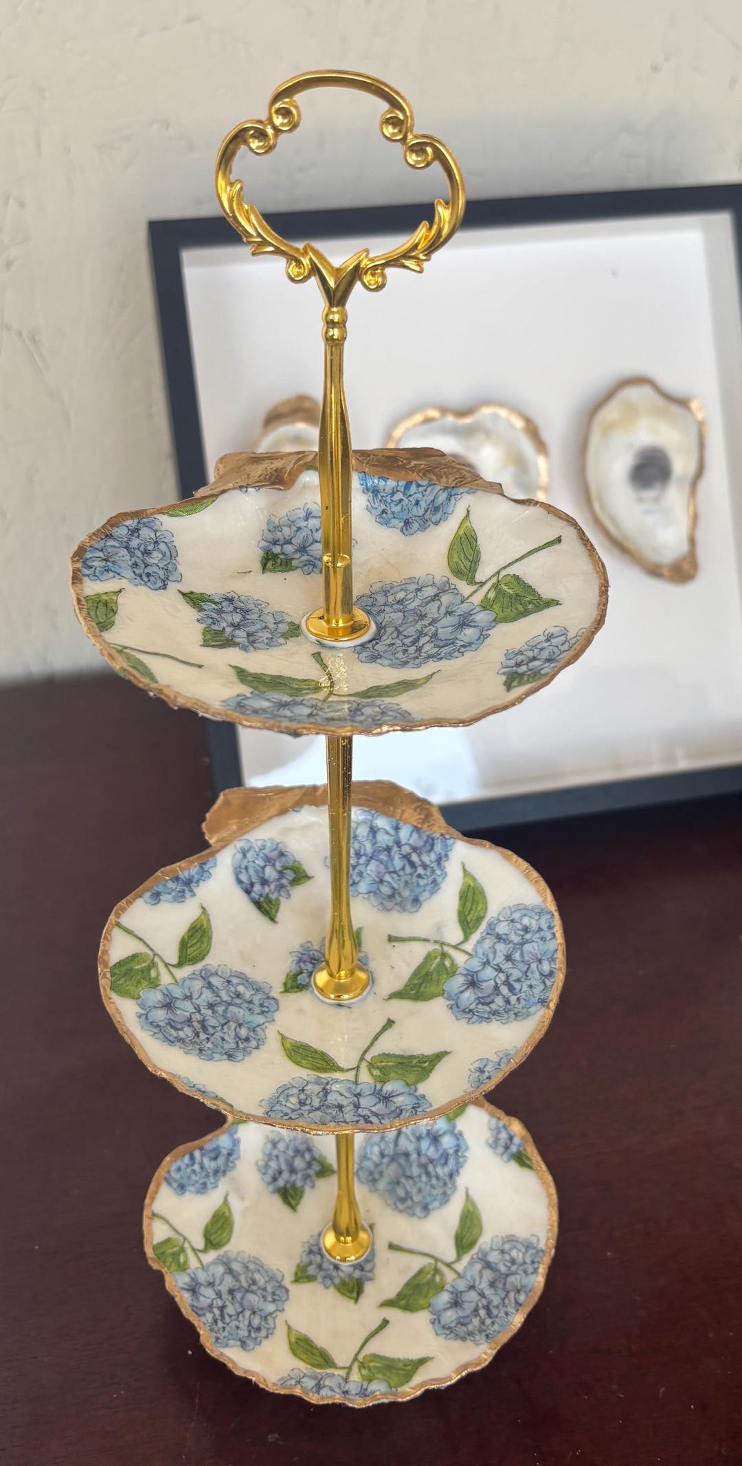 Scallop Stand - Etsy