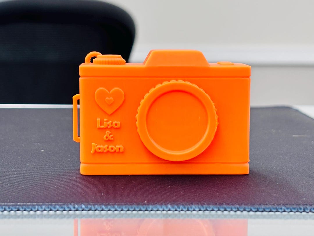 Personalized 3D Printed Camera Keychain: Photo Slot - Etsy