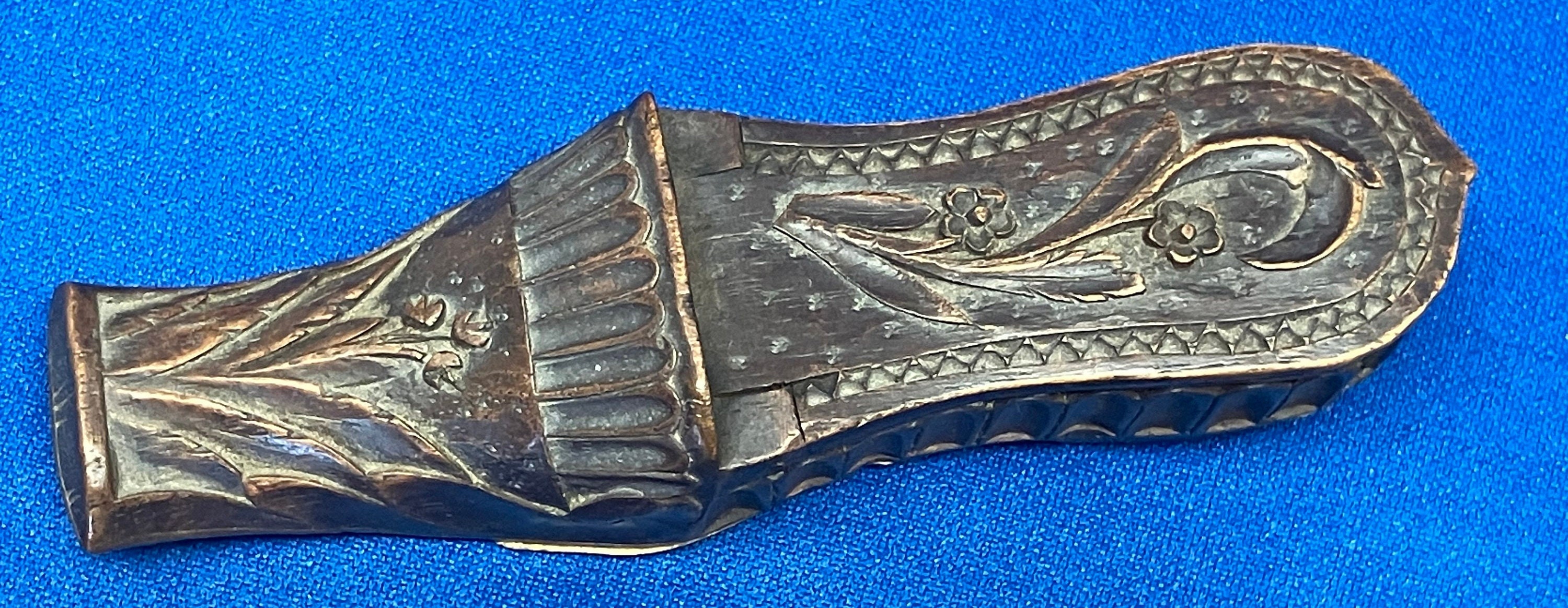 Antique Hand Carved Wooden Shoe Snuff Box - Etsy