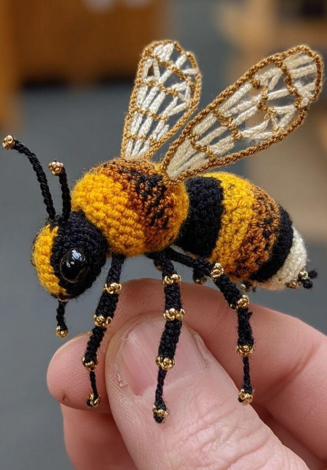 Crochet Bee Pattern PDF | Amigurumi Bee Plush, Keychain Toy (beginner ...