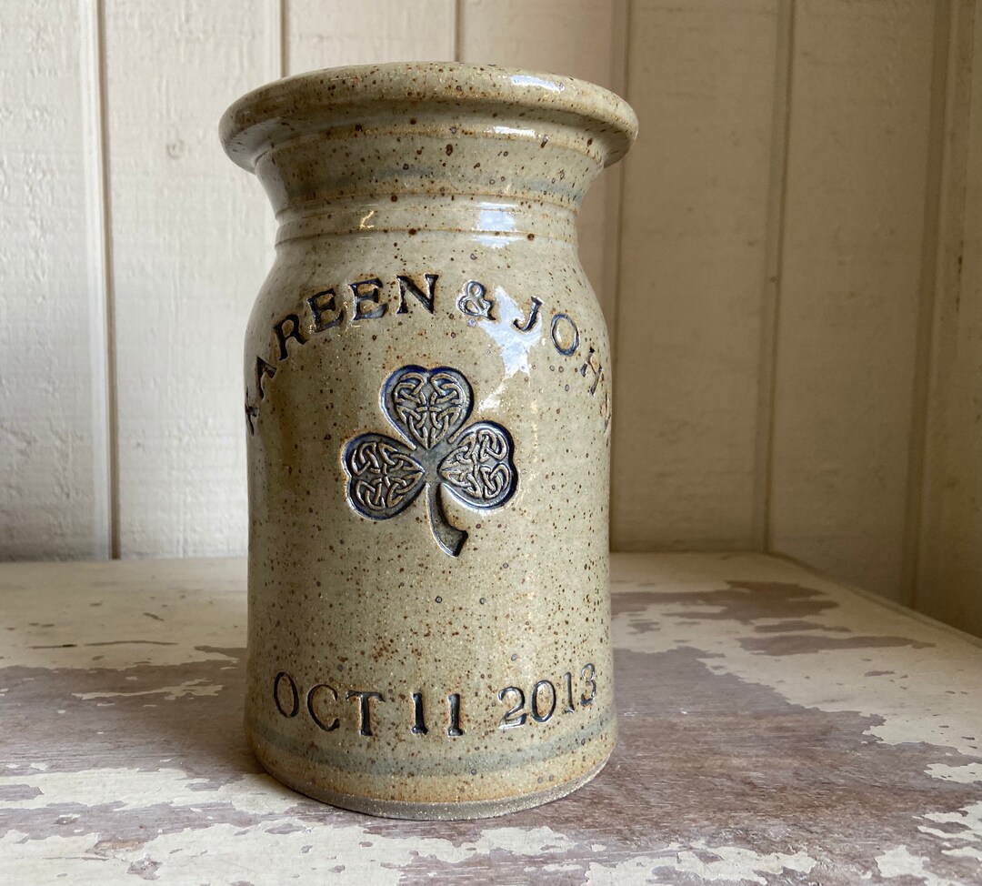 Personalized Wedding and Anniversary Pottery Gifts #celticshamrock - Etsy