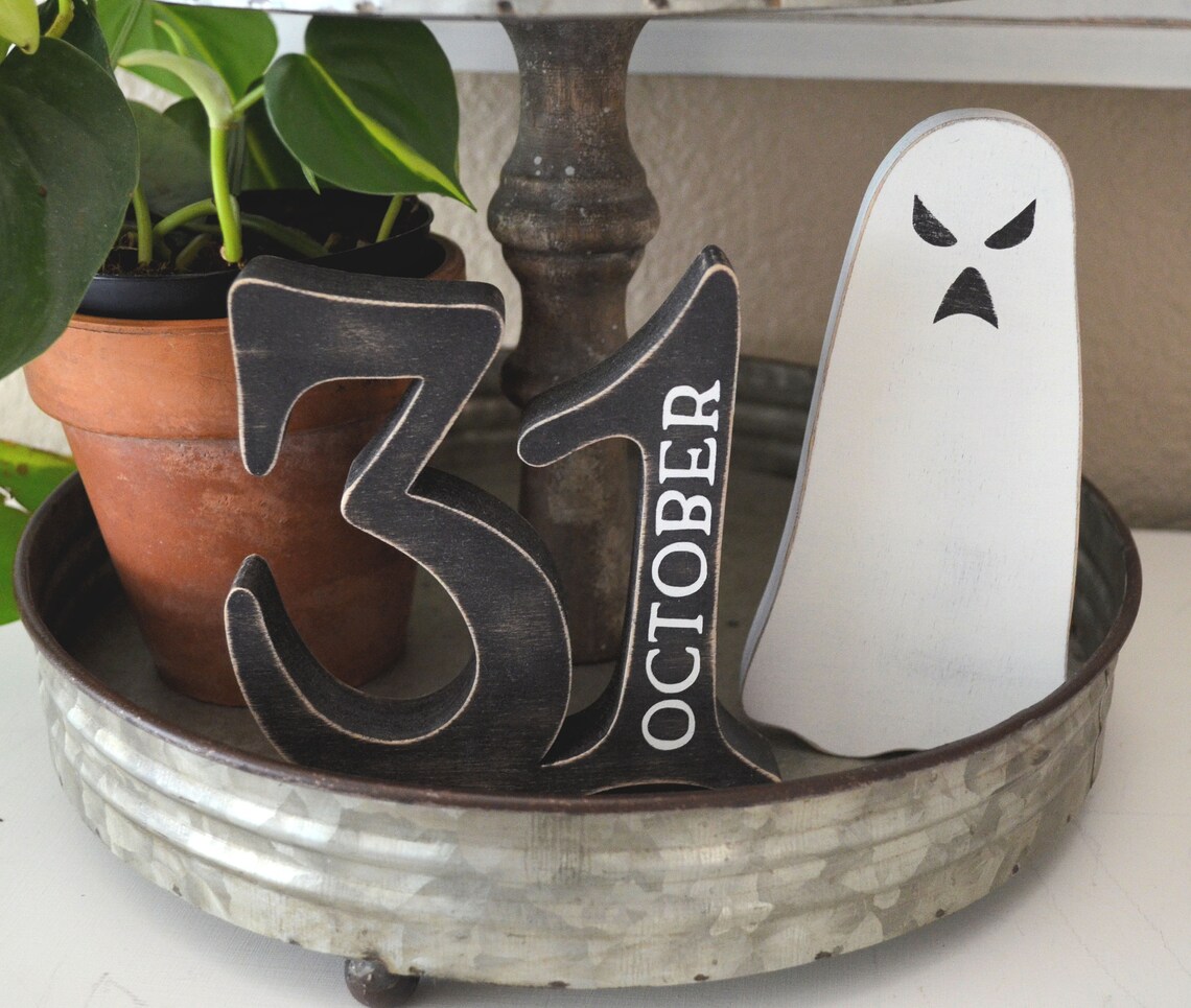 October 31 - Halloween Tiered Tray Decor - Etsy