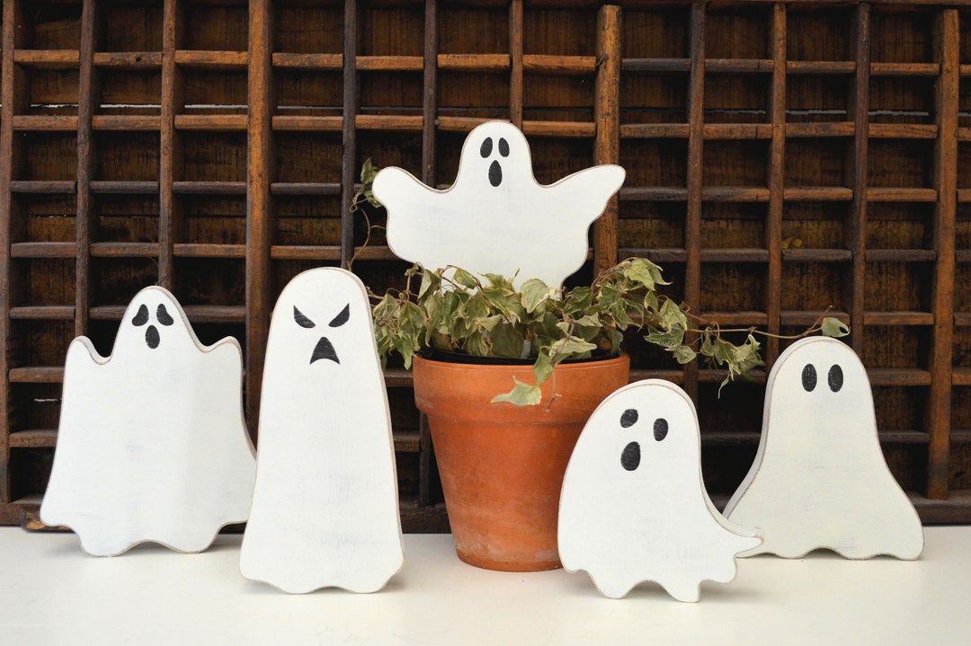 Wooden Ghosts - Wood Ghost - Tiered Tray Halloween Decor - Etsy