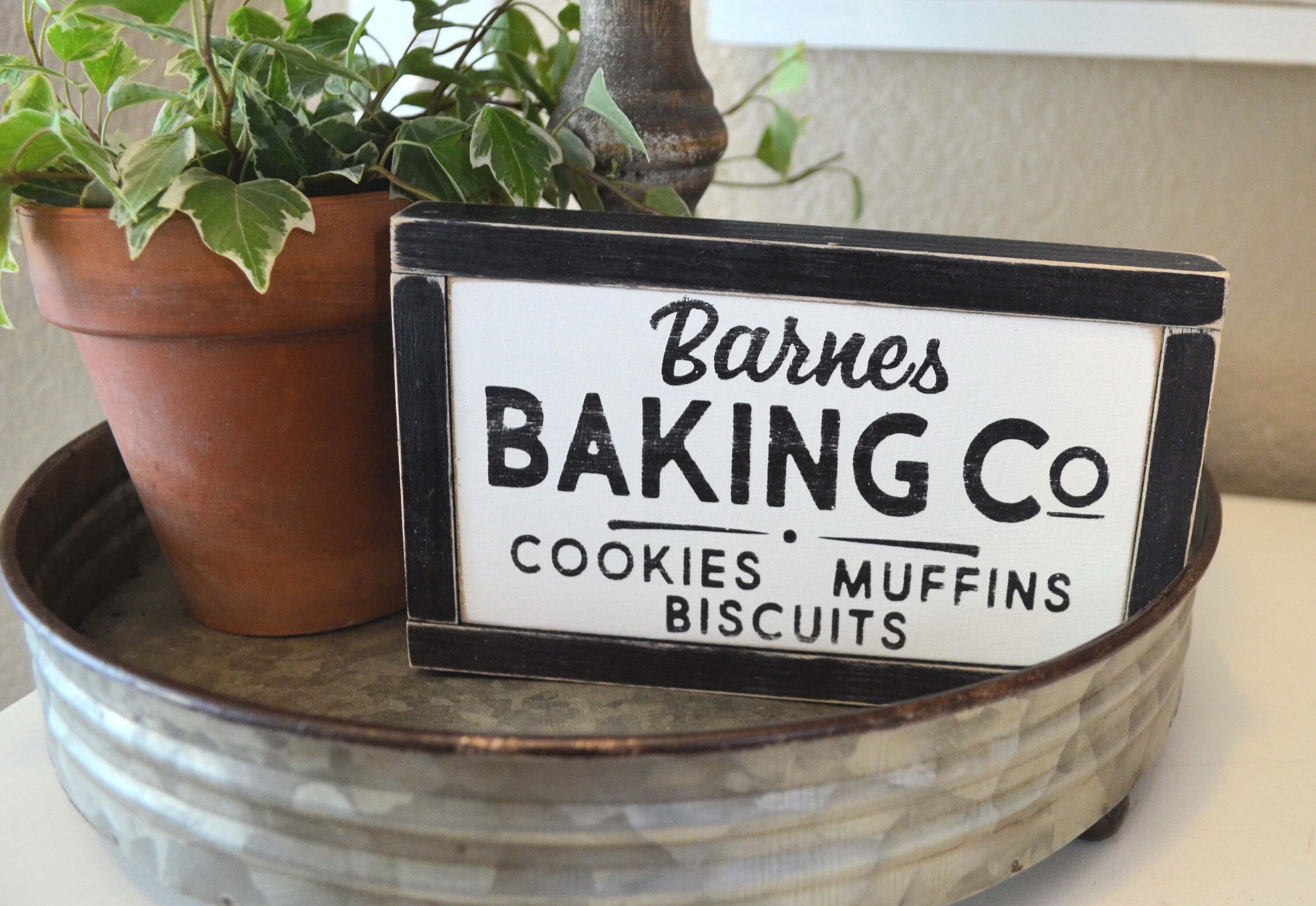 Family Grocery Sign - Mini Kitchen Signs - Tiered Tray Decor - Etsy