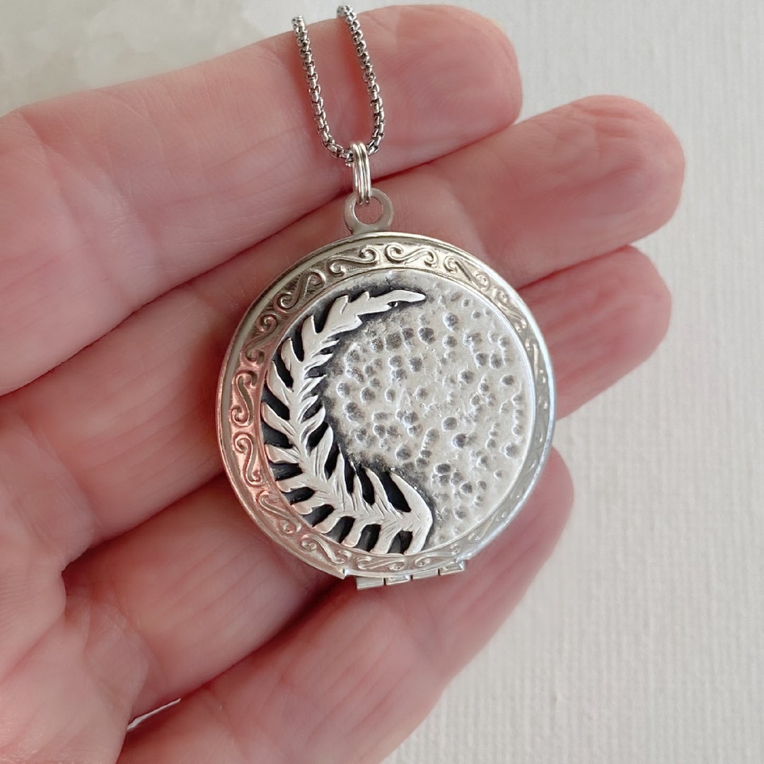 Silver Fern Photo Locket Necklace With Pictures Personalized - Etsy