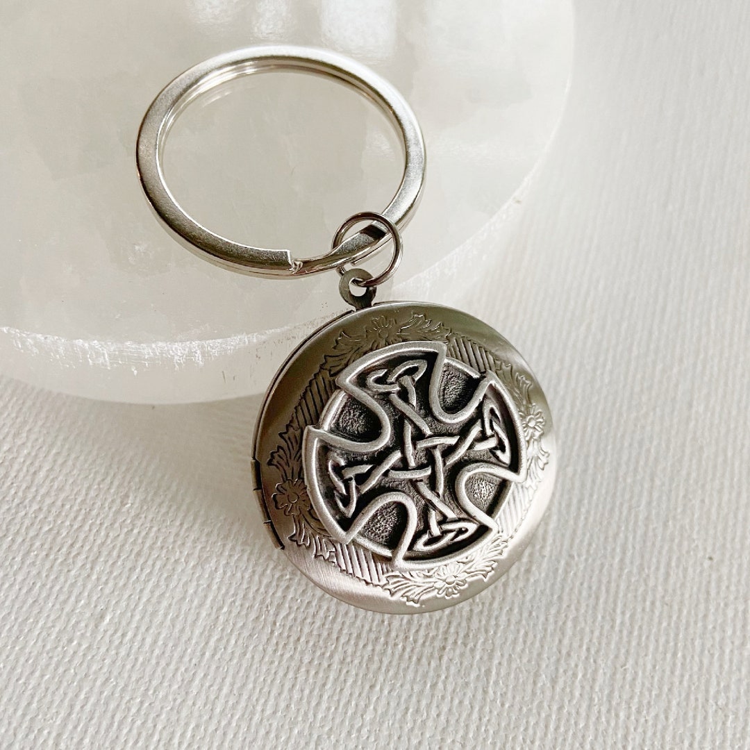 Silver Celtic Knot Locket Keychain, Locket With Photos, Irish Locket ...
