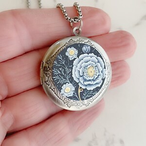 LARA Locket - Modern Floral Photo Locket Necklace, Silver Picture ...
