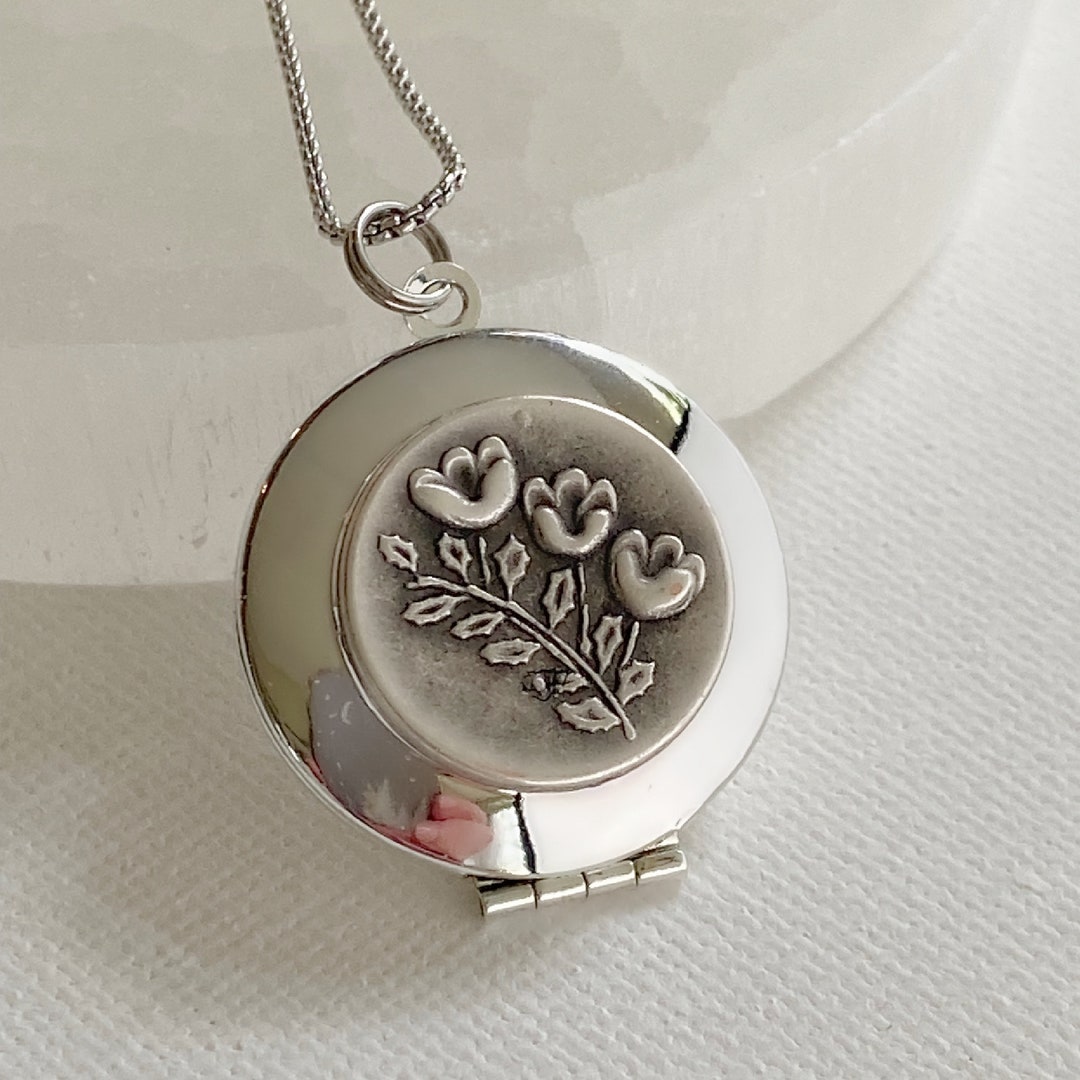 Forget-me-not Locket Necklace With Photos, Personalized Silver Picture ...