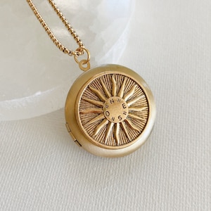 Gold Locket Necklace With Photos, Sun Compass Pendant, Gold Photo ...