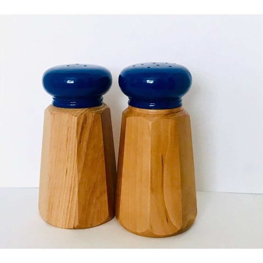 Ralph Lauren Italy Olive Wood Salt & Pepper Shakers Blue Enameled Lids ...