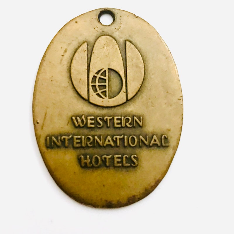 Vintage Hotel Keychain - Etsy